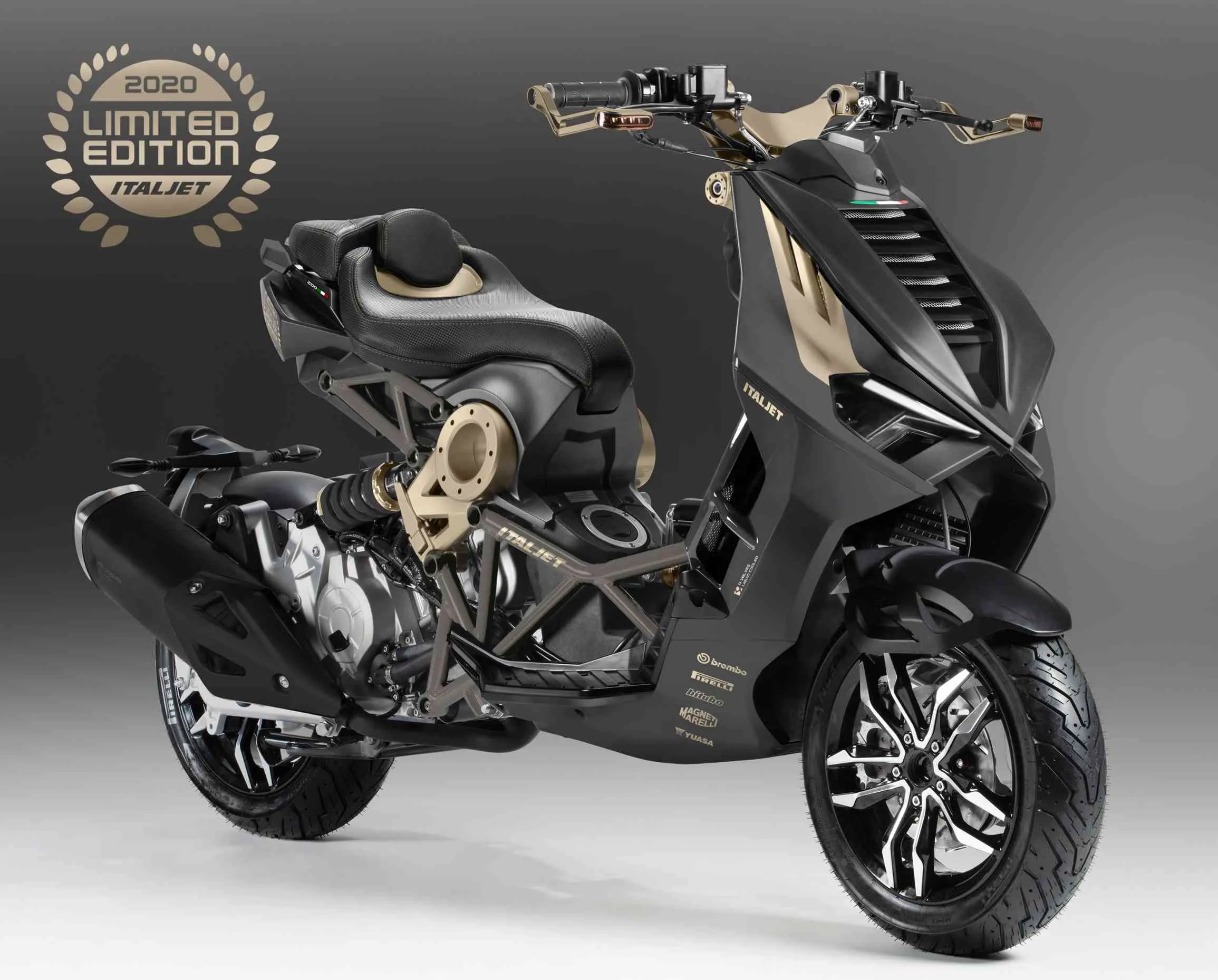 Italjet Dragster - The Batman Scooter makes it to the European market ...