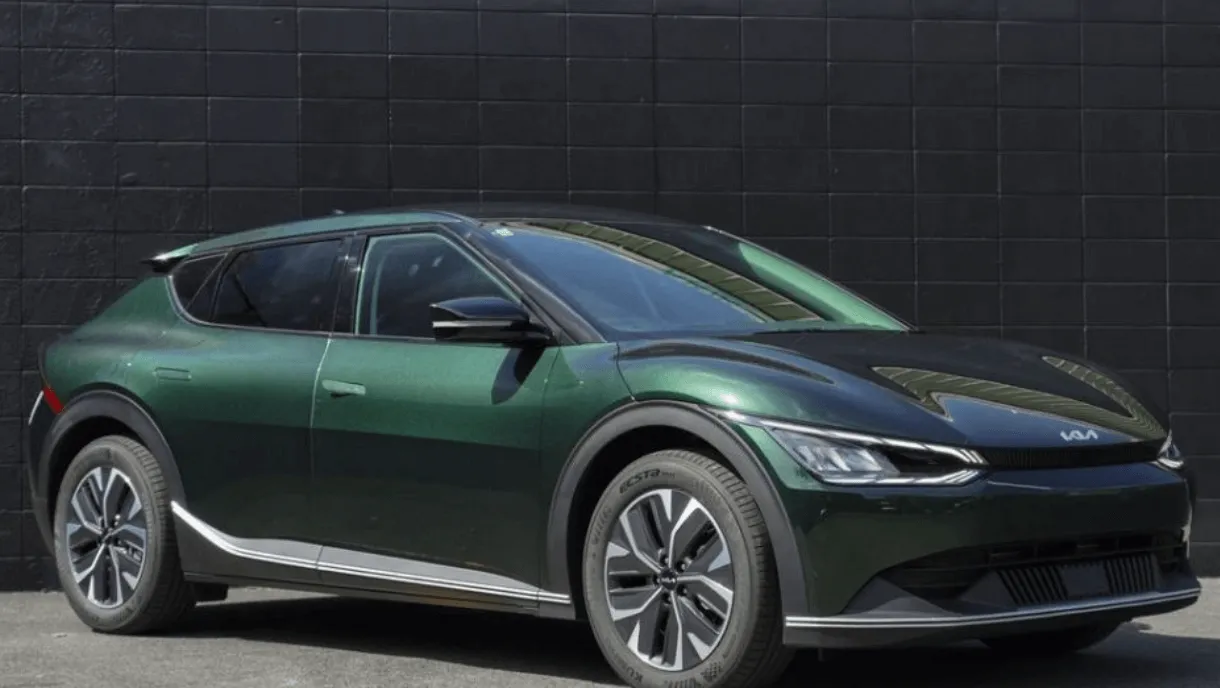 Kia EV6 Limited Edition Showcases Eye-Catching Green and Tan Color ...